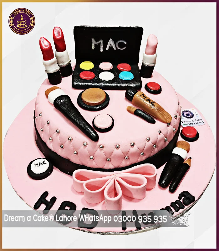 Make Up Cake for Friends Birthday in Lahore - Dream a Cake